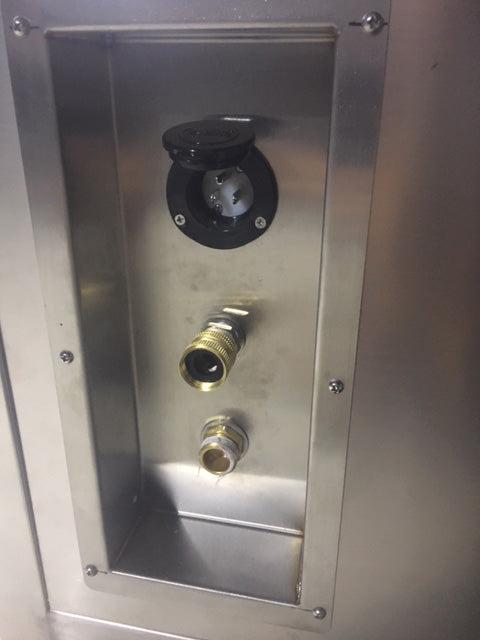 69" STAINLESS STEEL (4) BAY SINK CART WITH PRE-RINSE FAUCET ...